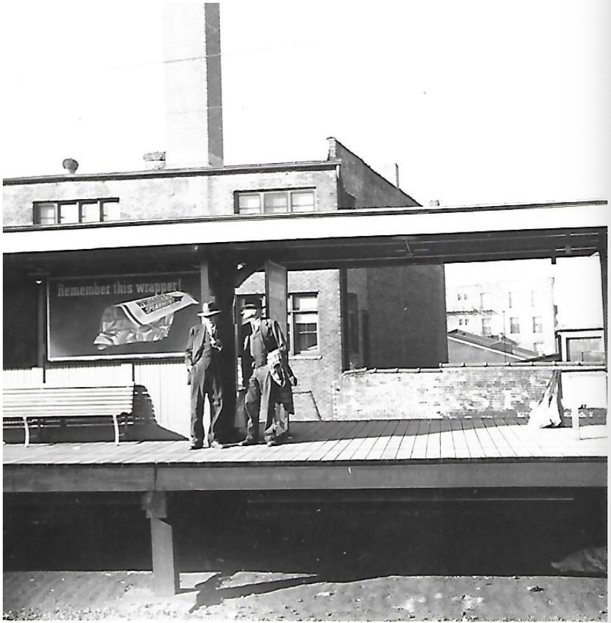 War Bonds: Yuichi Idaka and László Moholy-Nagy, photographs from 1925 ...