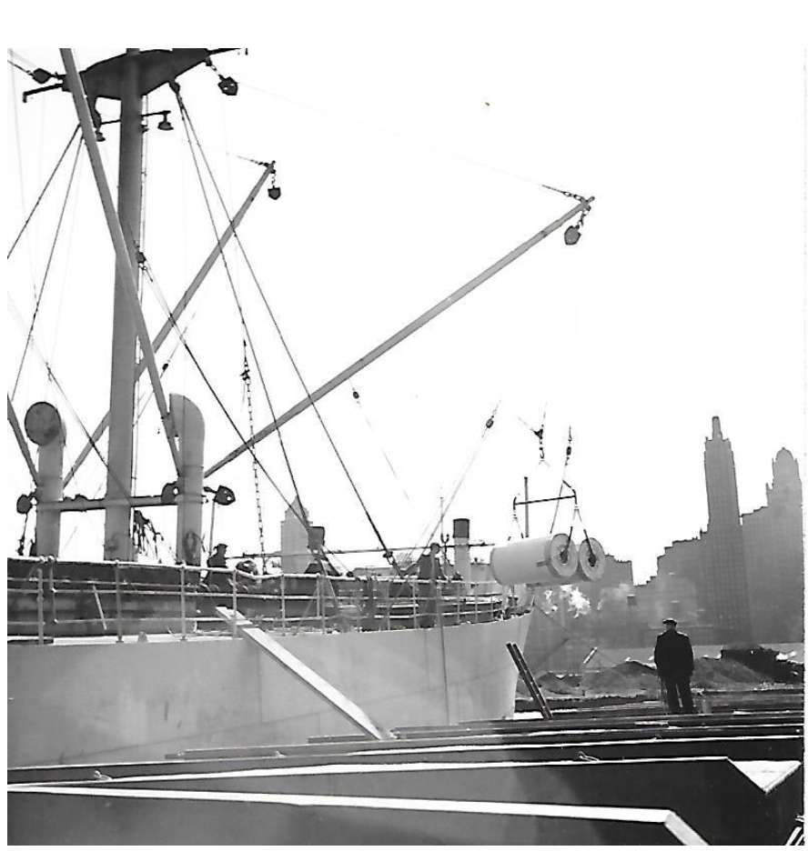 War Bonds: Yuichi Idaka and László Moholy-Nagy, photographs from 1925 ...