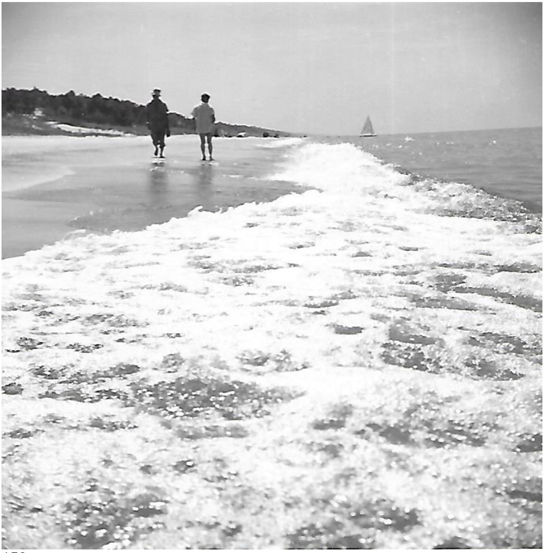 War Bonds: Yuichi Idaka and László Moholy-Nagy, photographs from 1925 ...